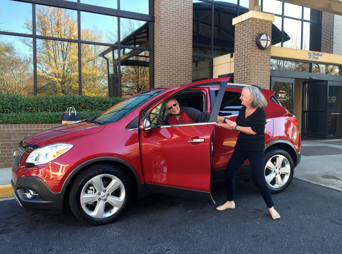 Buick Encore – Janice Vs. Bobby | The Automotive Advisor